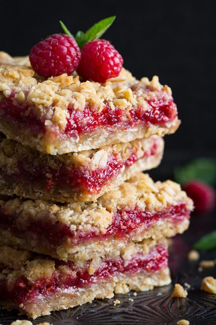 Raspberry Bars (with Oatmeal Crumble Topping!) - Cooking Classy