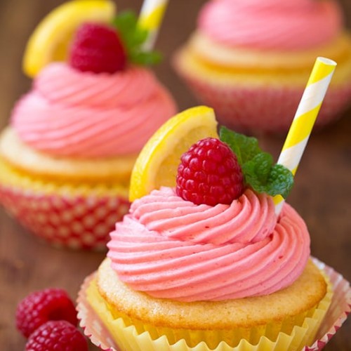 Raspberry Lemonade Cupcakes - Cooking Classy
