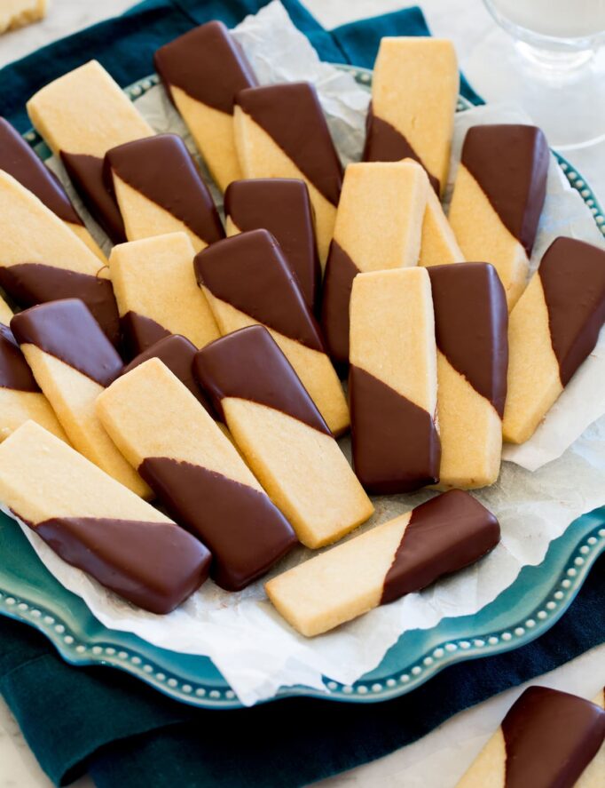 Chocolate Shortbread Cookies - Cooking Classy
