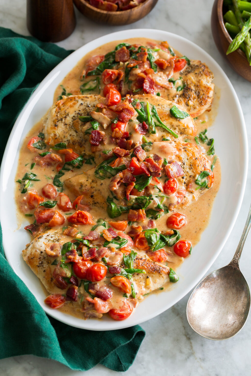Smothered BLT Chicken - Cooking Classy
