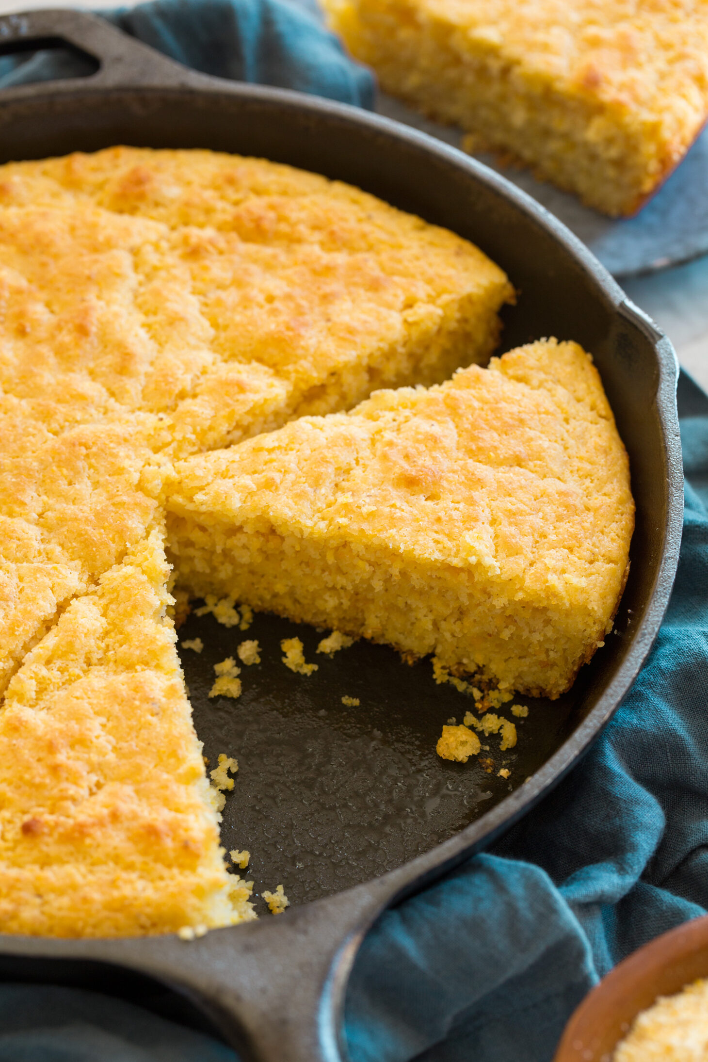Southern Skillet Cornbread - Cooking Classy
