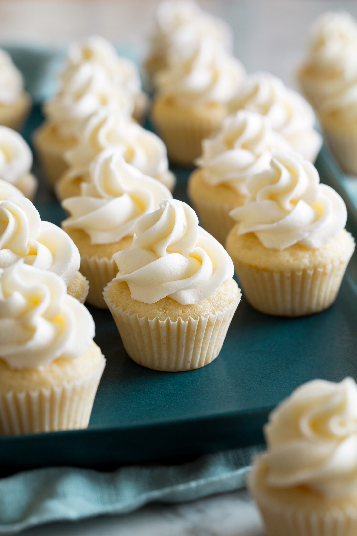 Mini Cupcakes - Cooking Classy